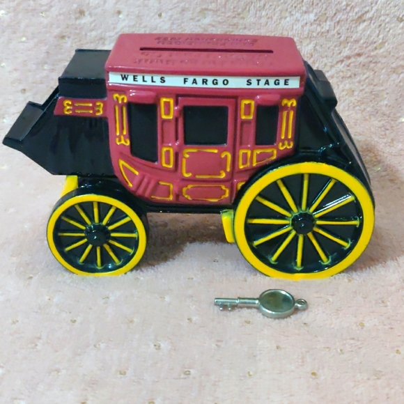 Wells Fargo | Other | 998 Wells Fargo Stagecoach Metal Bank With Key ...